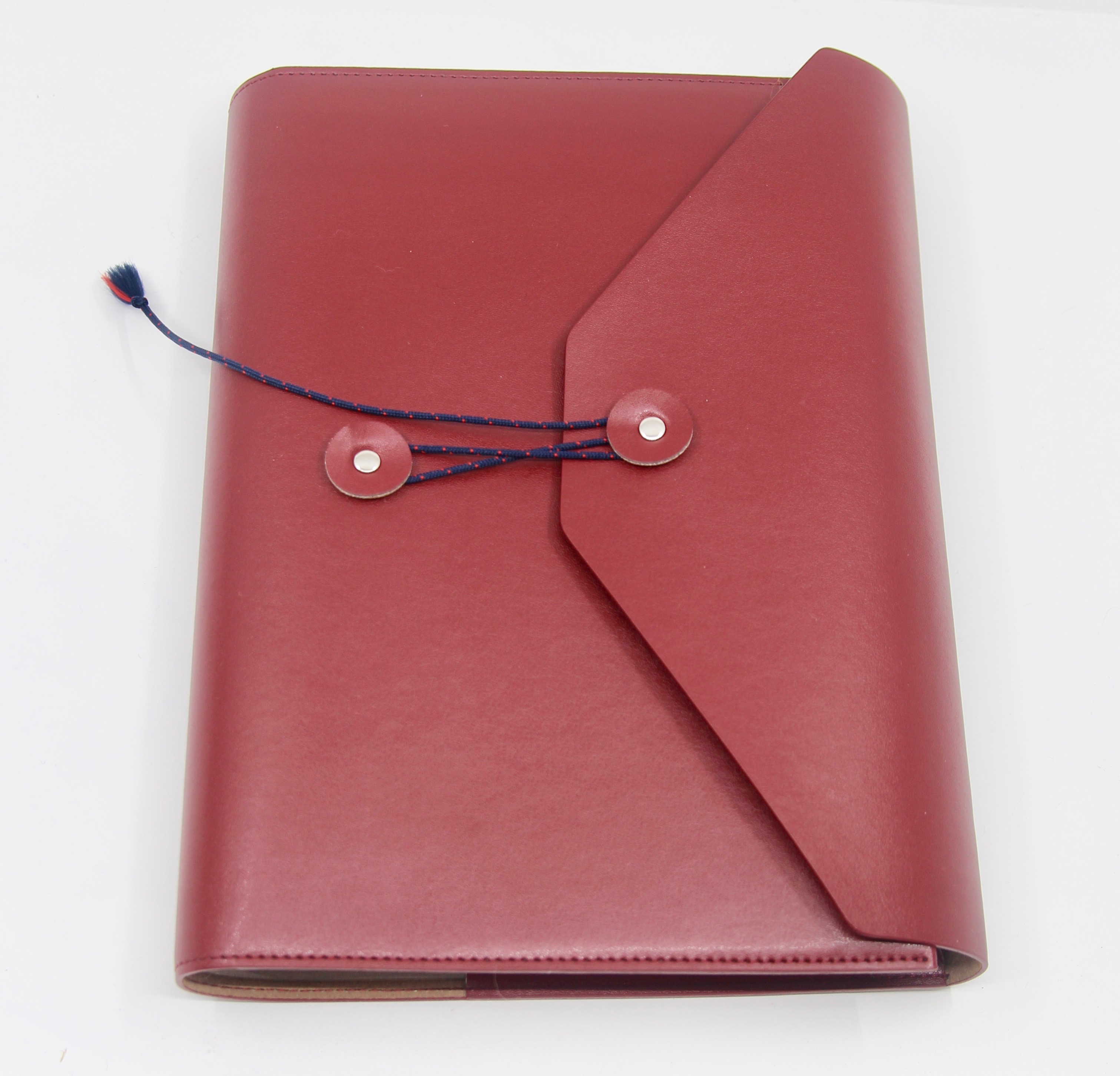 The Well-Appointed Desk — Notebook Review: Midori A5 Color Paper Notebook