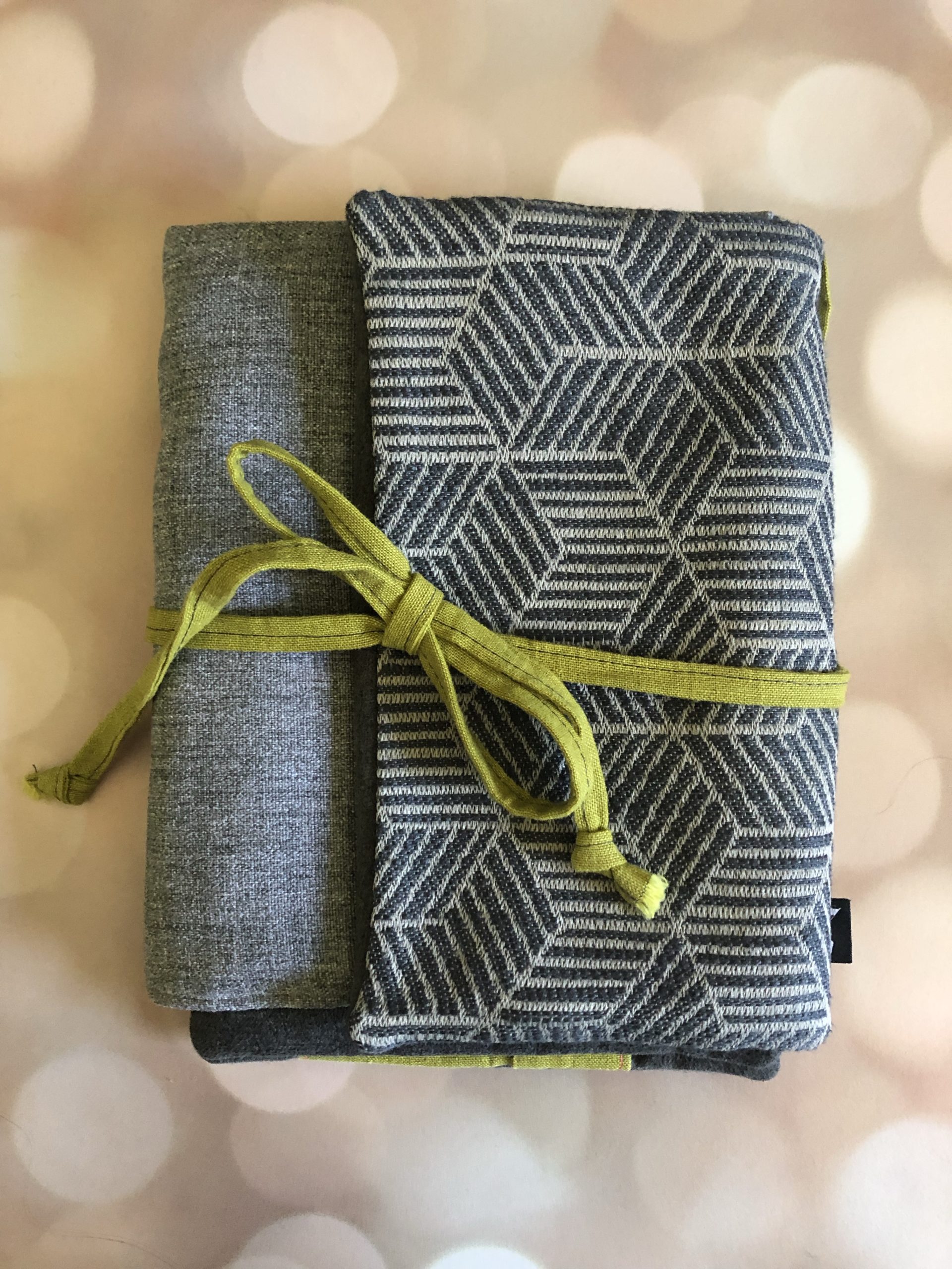 GIVEAWAY: Yenderings Pen Roll – The Well-Appointed Desk